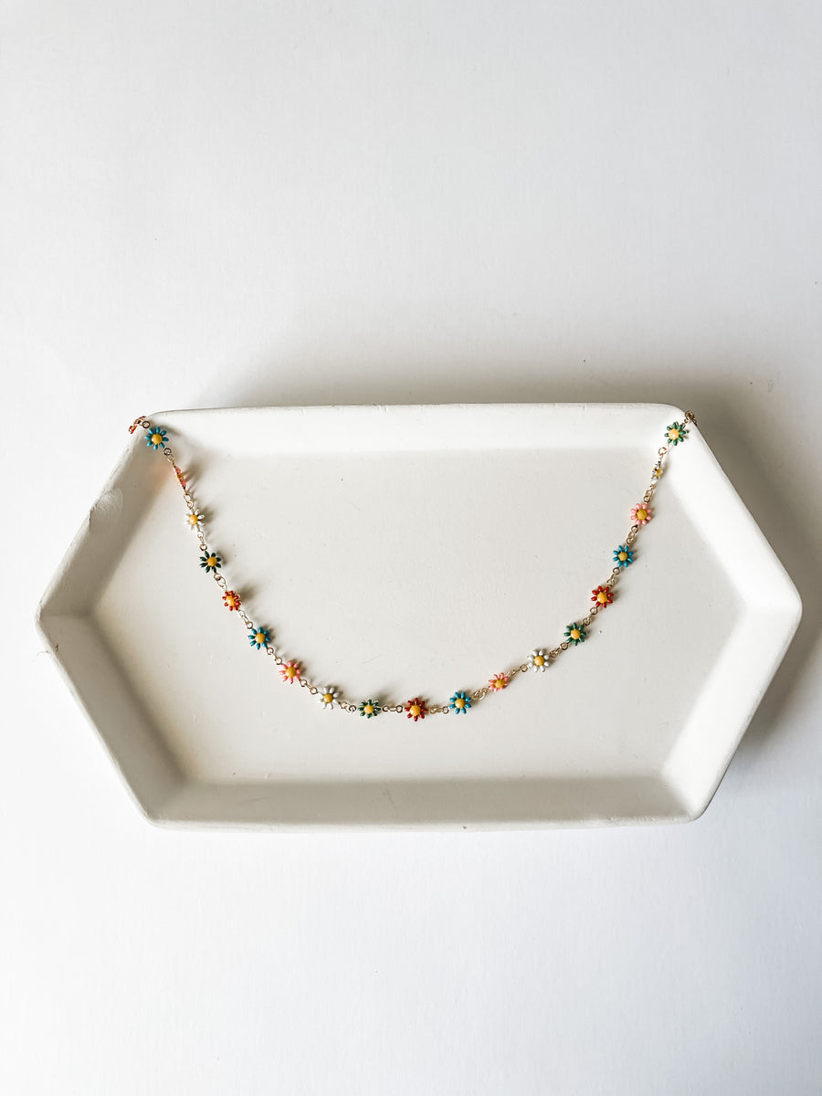 the daisy chain necklace – by bay jewelry